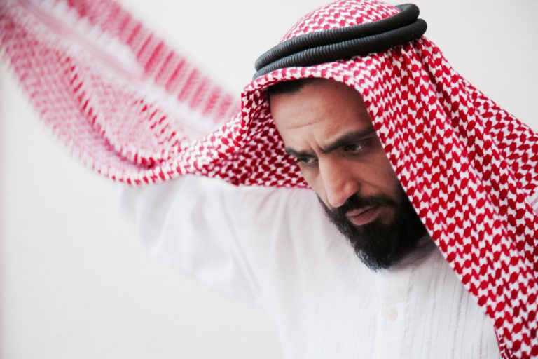 Middle East Costumes | Black and White Drums