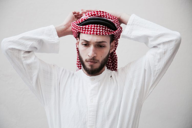 Middle East Costumes | Black and White Drums